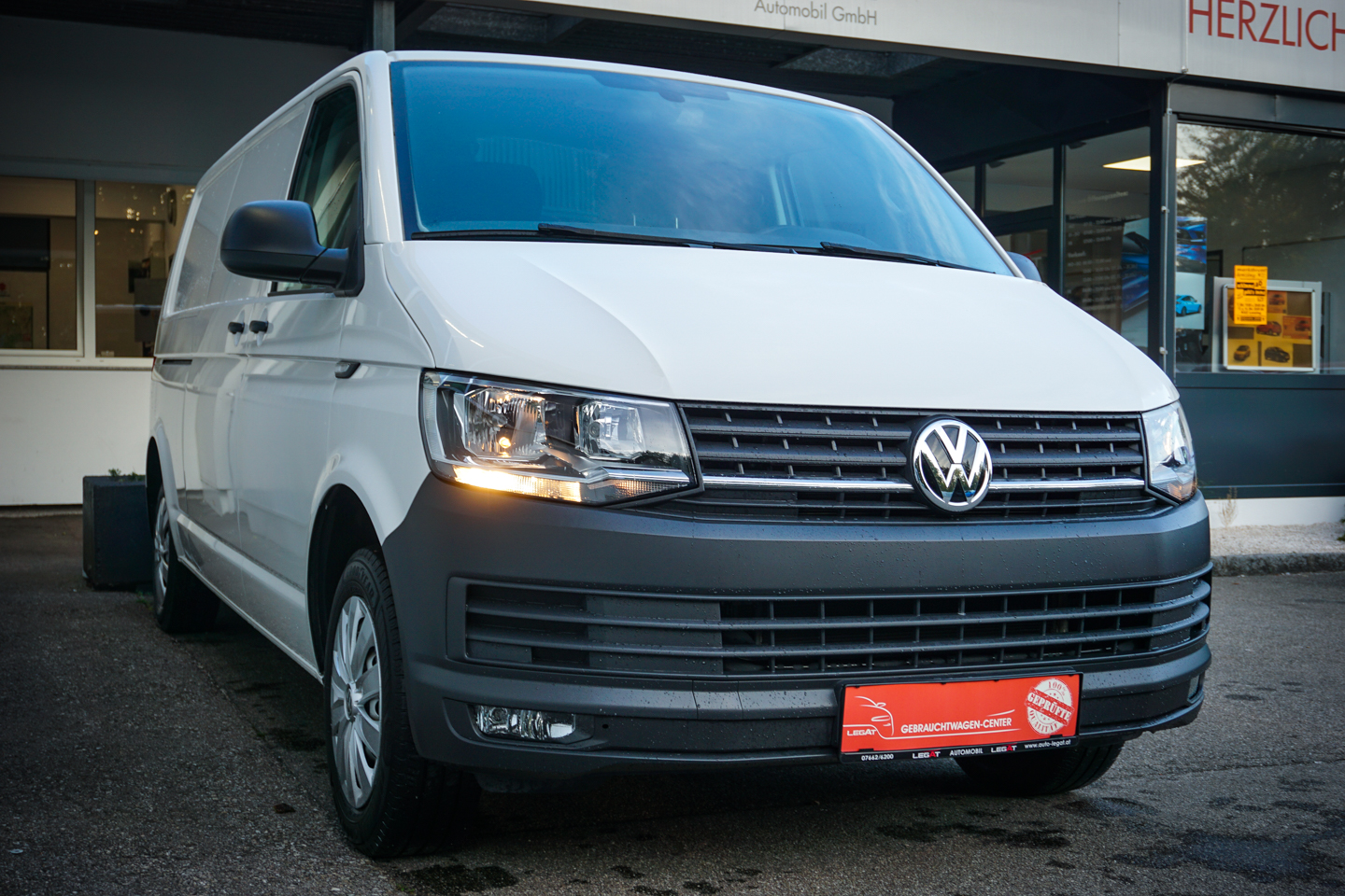 Fahrzeuge Legat — Volkswagen T6 Transporter LR